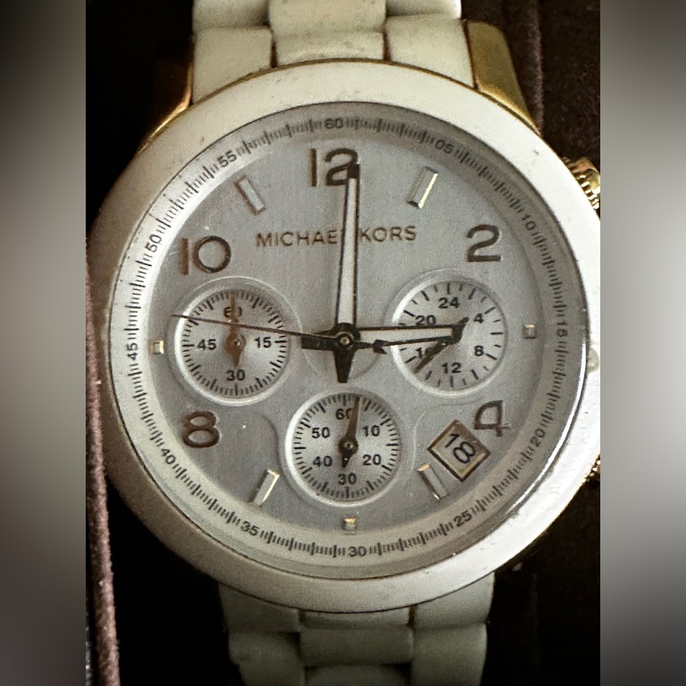 Michael Kors Mk5145 Chronograph White Silicone Band F… - Gem